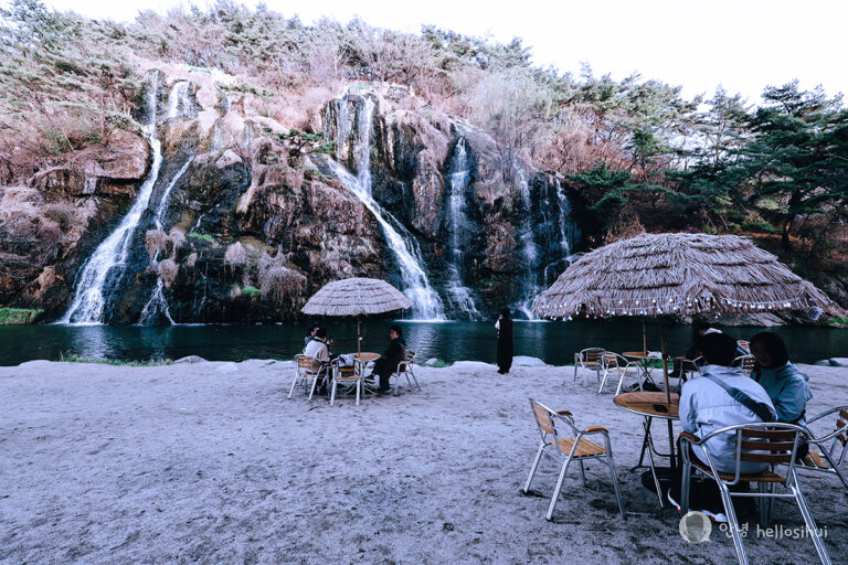 Korea 2024: Chill Moments at Cafe Pokpo by the Falls – hellosihui